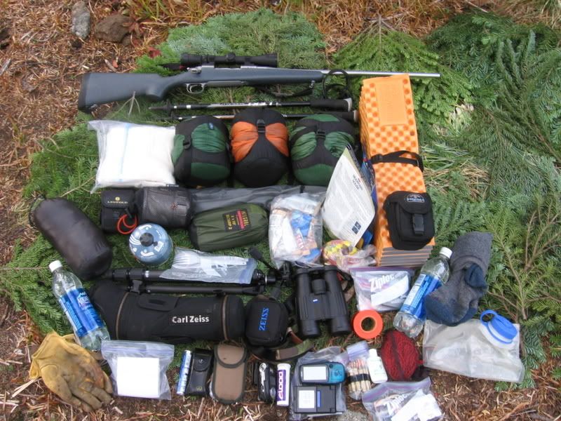 The Best Gear to Take on a Hunting Trip - Hunting Note