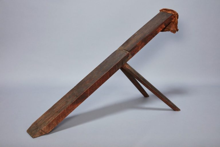 How to Make a Fleshing Beam - Hunting Note